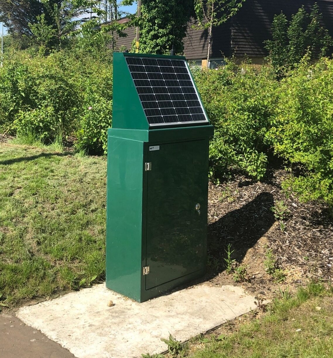 60W Solar Telemetry GRP Kiosk – Environmental Innovations